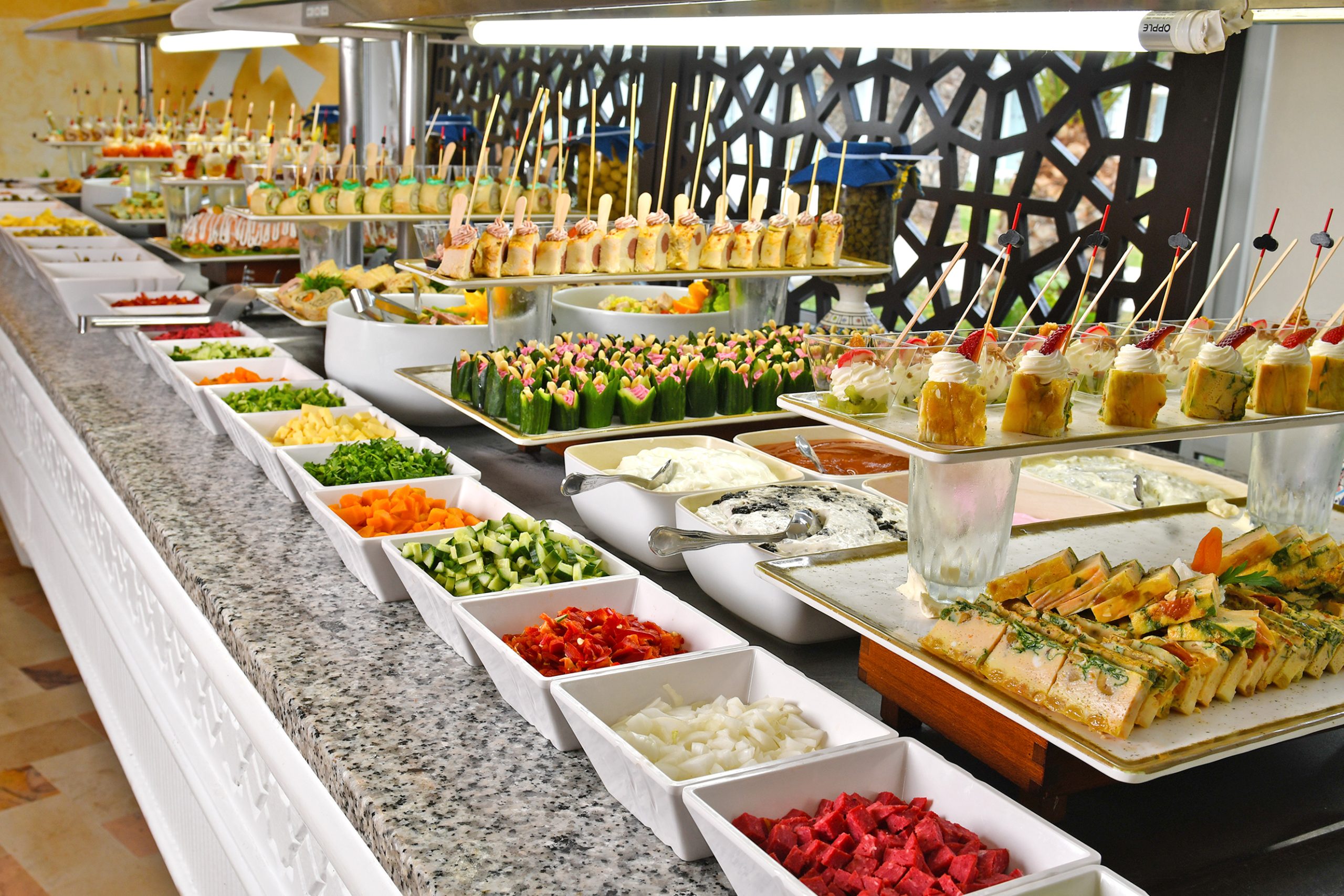 Le grand restaurant - Tour Khalef Hotel